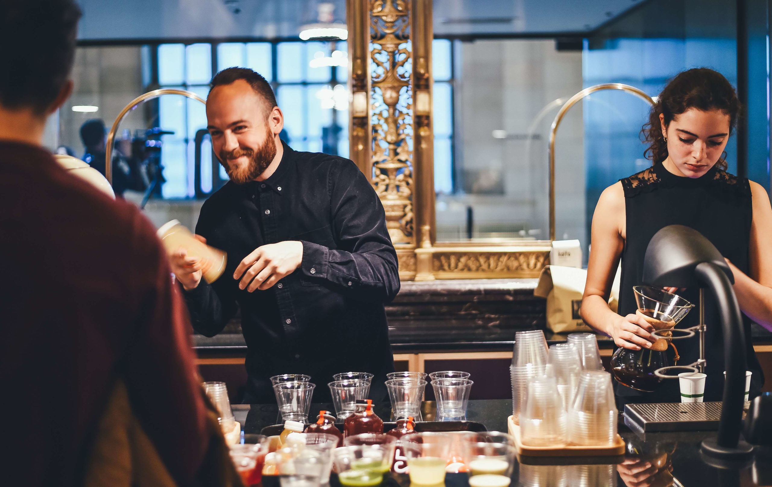 3 Ways to Re-Engage Your Customers | Thanx Customer Engagement 3 Ways to Re-Engage Your Customers | Thanx Customer Engagement
